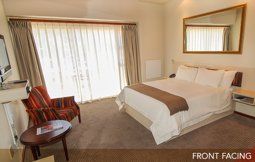 front-facing - Dream Hotels & Resorts